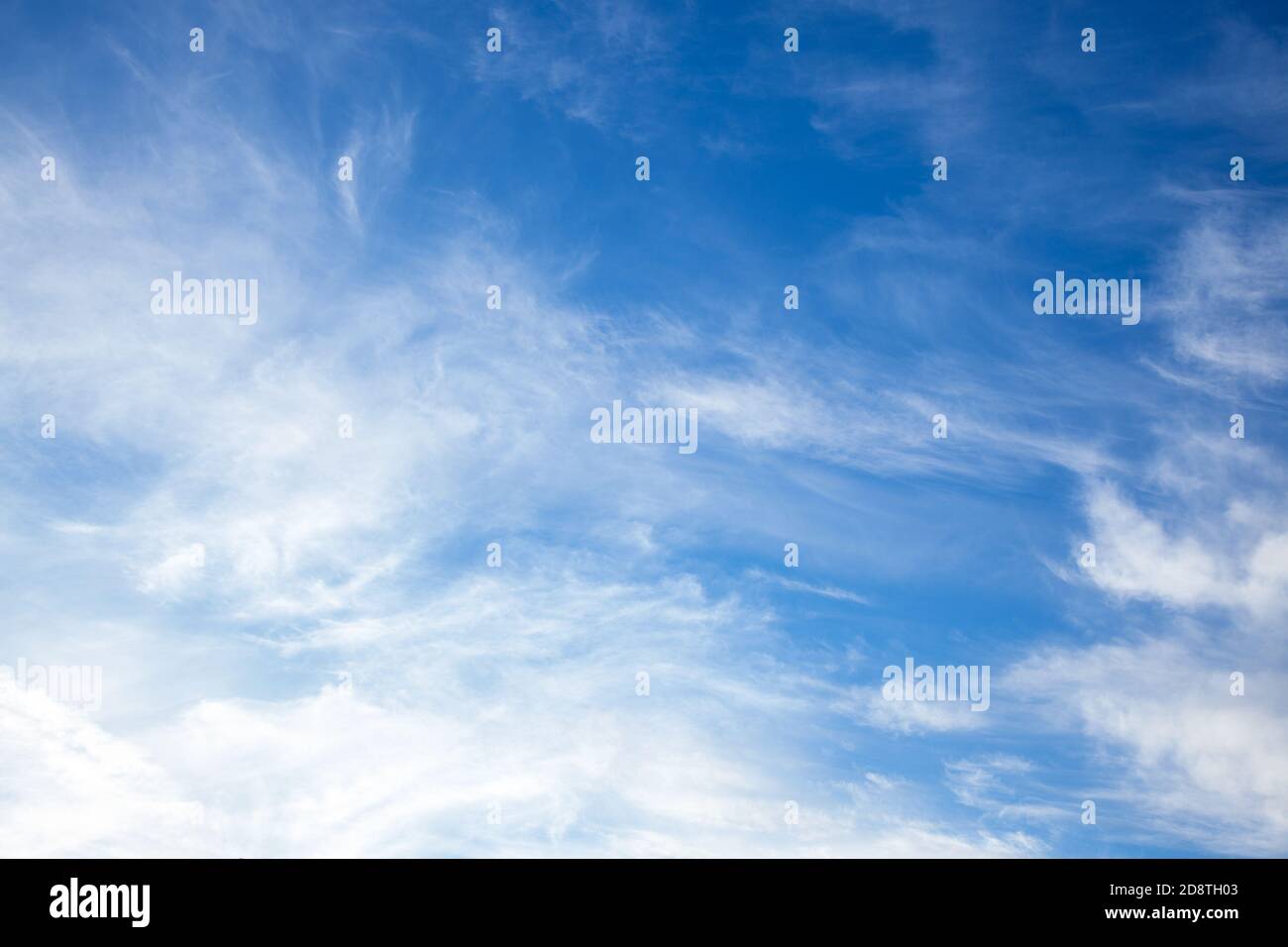 Clouds from below hi-res stock photography and images - Alamy