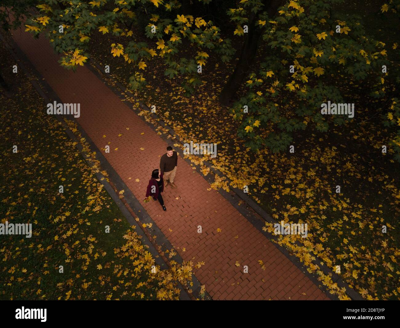 Overhead view couple kissing hugging hi-res stock photography and ...