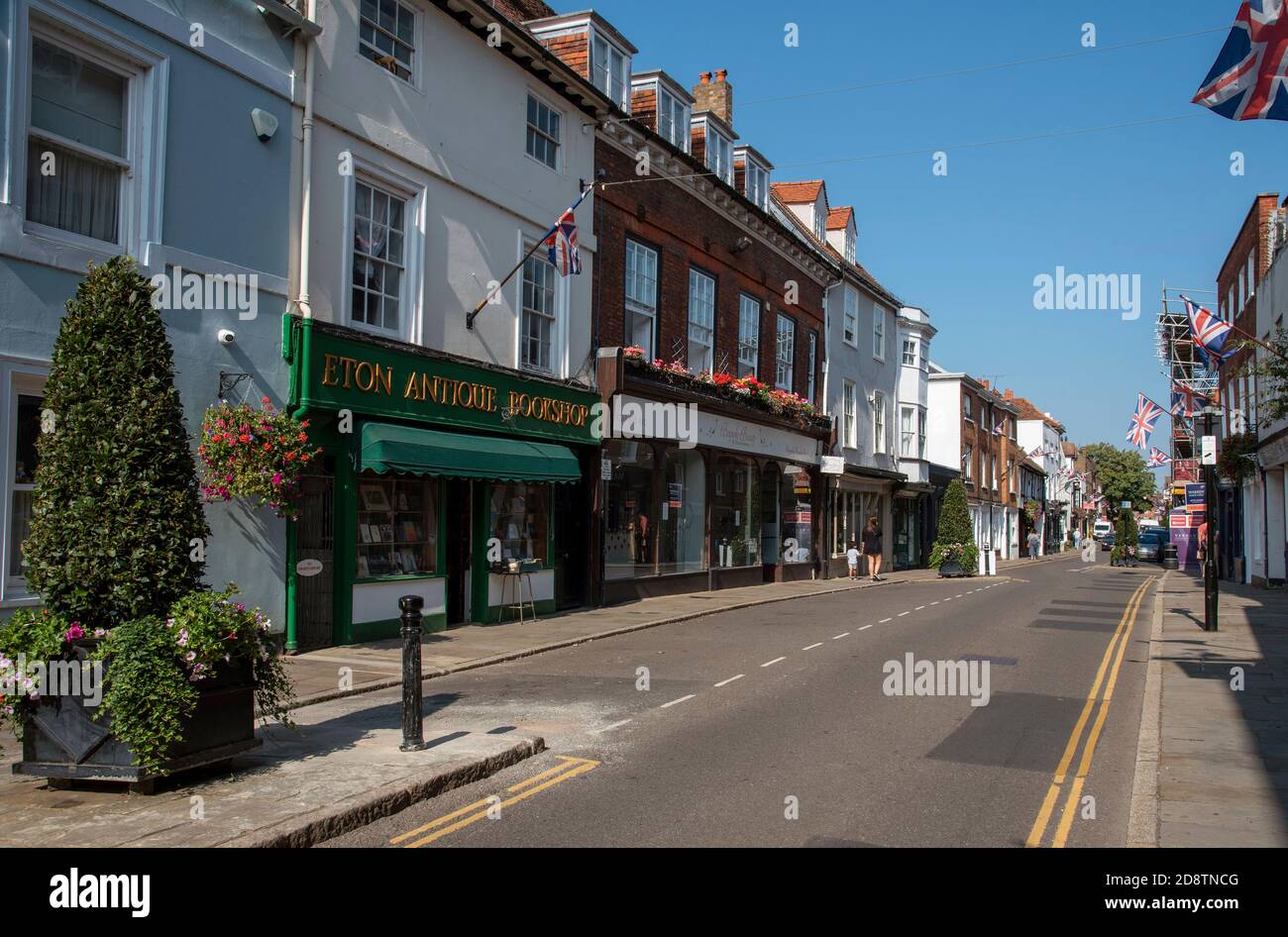 Eton high street hi-res stock photography and images - Alamy