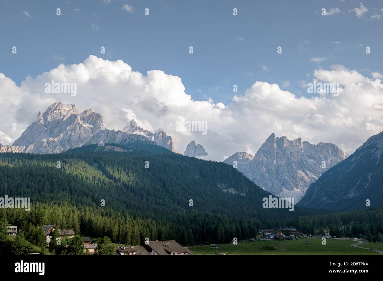 Croda fiscalina hi-res stock photography and images - Alamy
