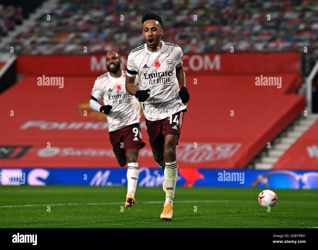 Arsenal’s Pierre-Emerick Aubameyang celebrates scoring his side's first ...