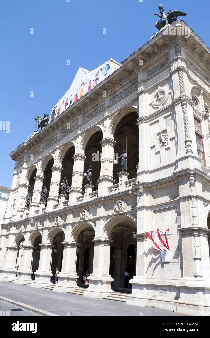 Vienna Opera House, Austria Stock Photo - Alamy