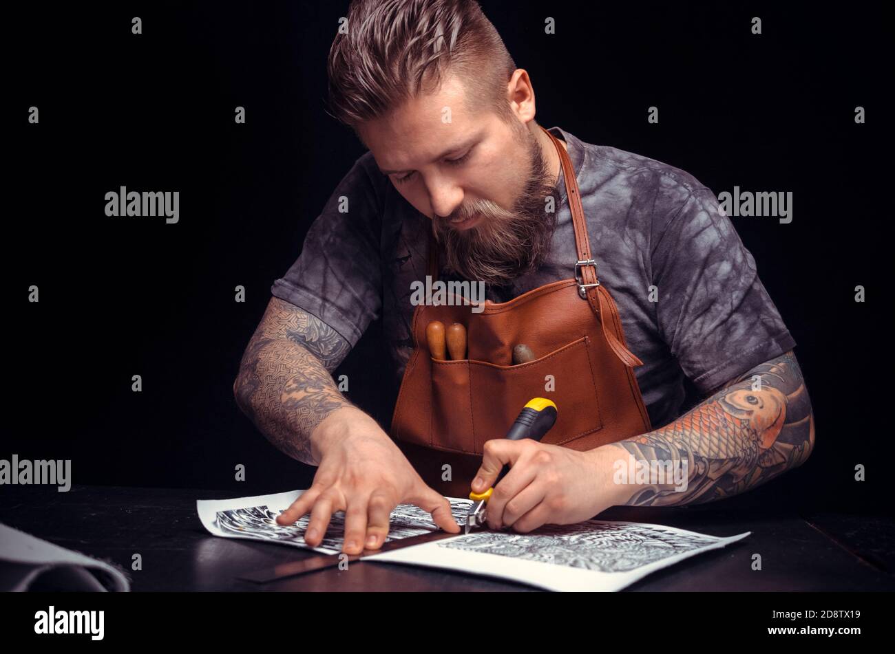 Leathercrafters hi-res stock photography and images - Alamy