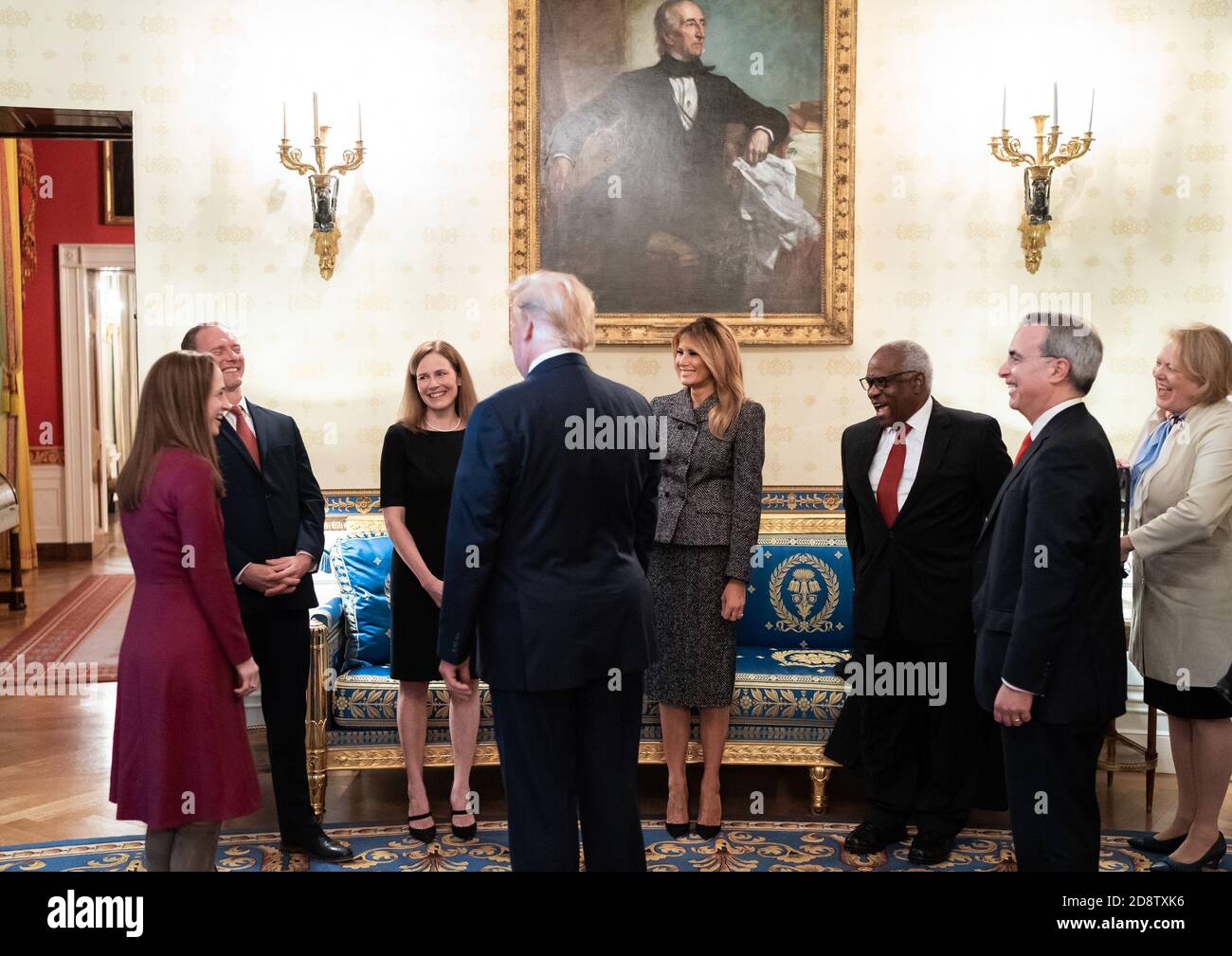 President Donald J. Trump and First Lady Melania Trump talk with ...