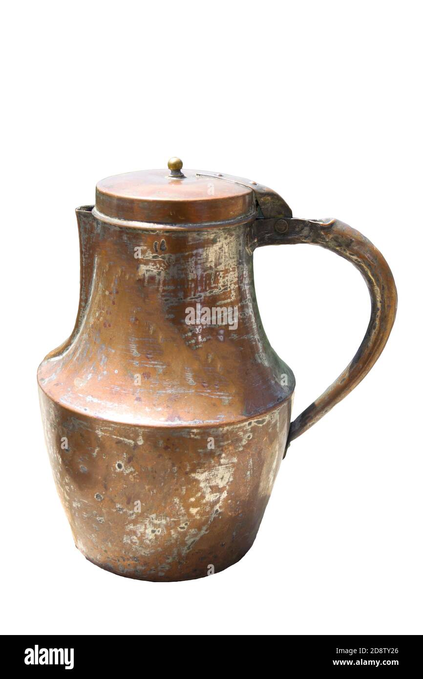 Copper pot (Kitchenware for water) ,isolated Stock Photo - Alamy