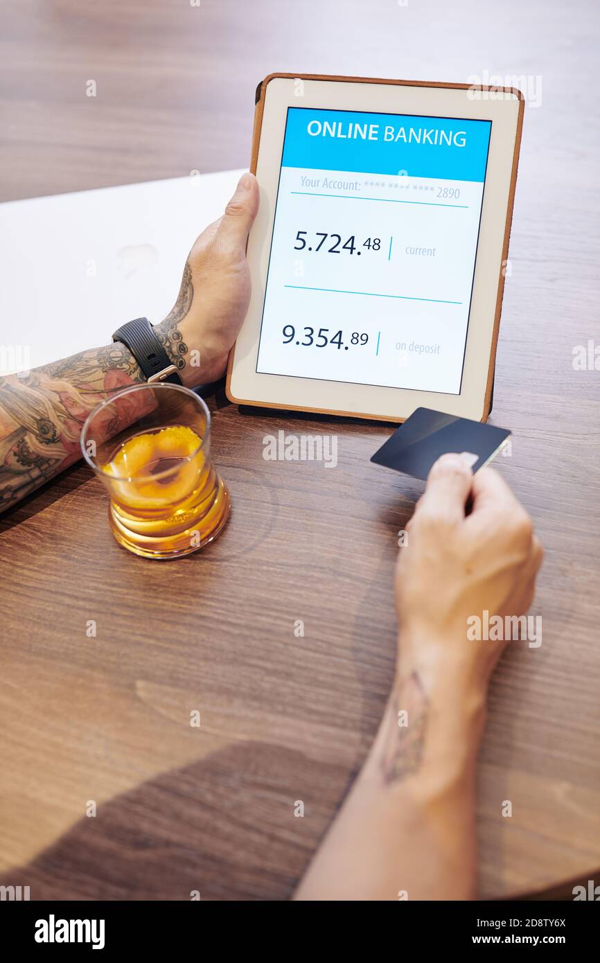 Checking banking hi-res stock photography and images - Alamy
