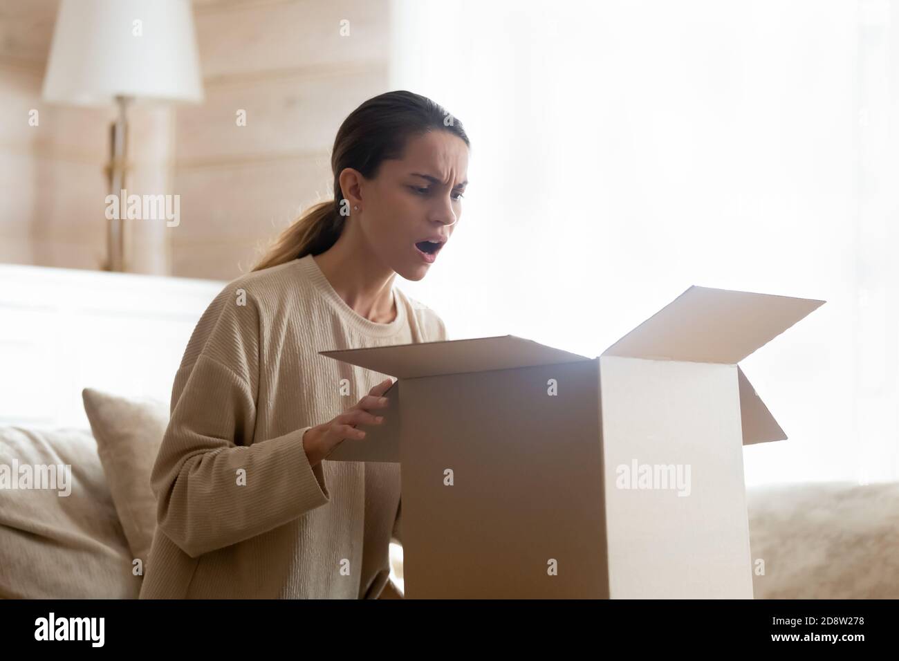 Customer complaint hi-res stock photography and images - Alamy