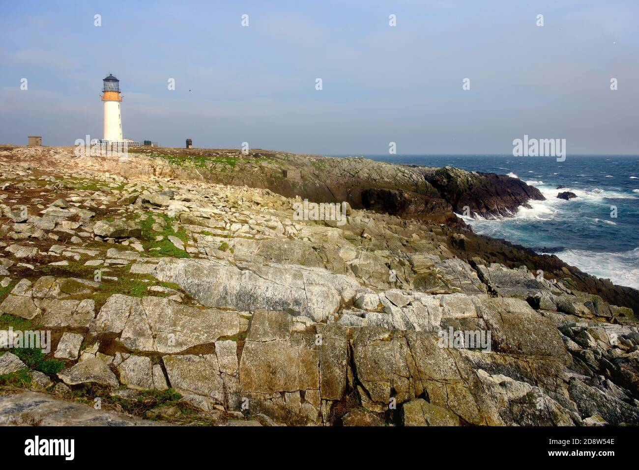 Sule Skerry Lighthouse Stock Photo - Alamy
