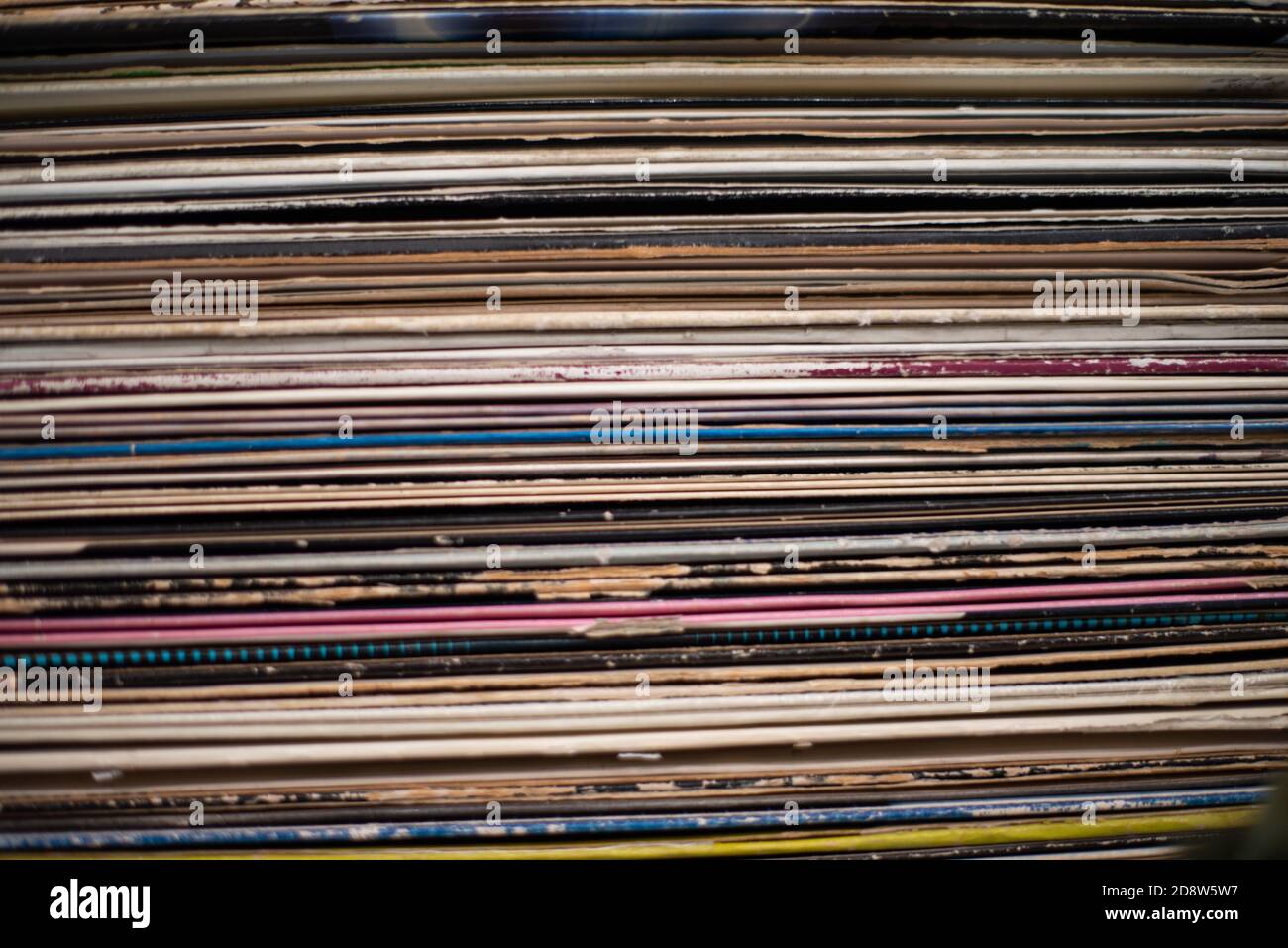 Vinyl records background hi-res stock photography and images - Alamy