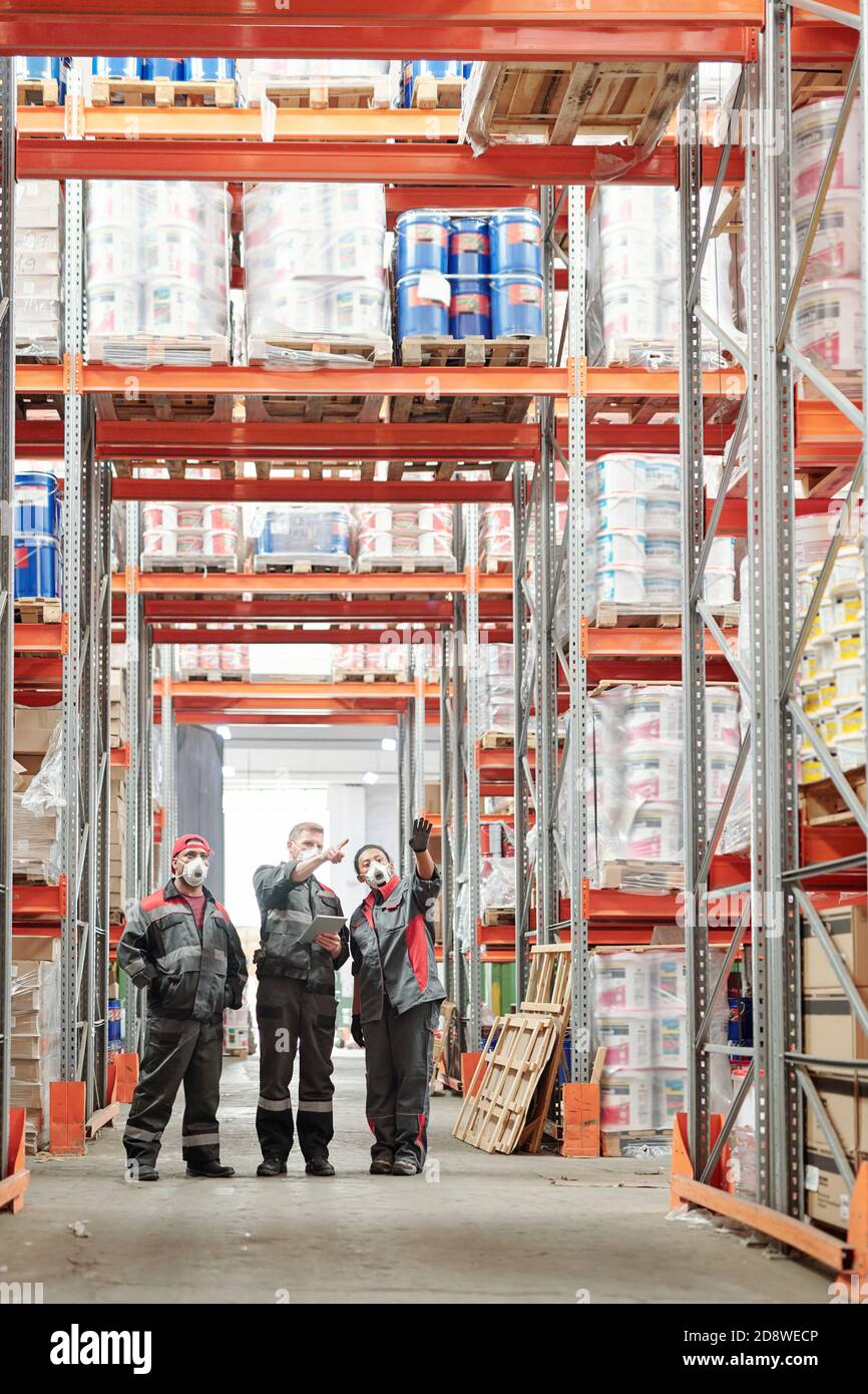Warehouse workers manager in engineering hi-res stock photography and ...