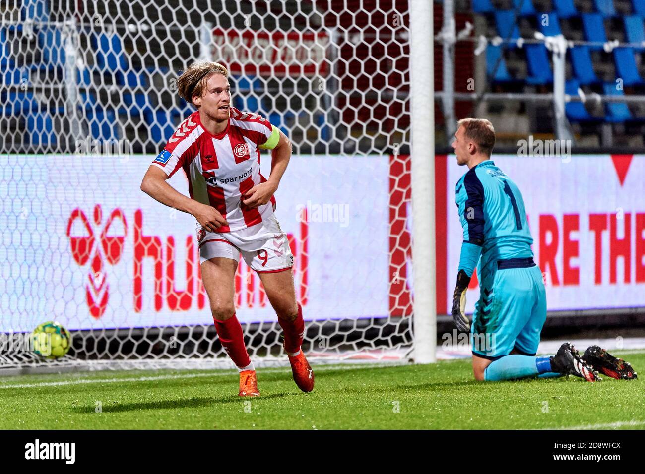 Tom van weert hi-res stock photography and images - Alamy