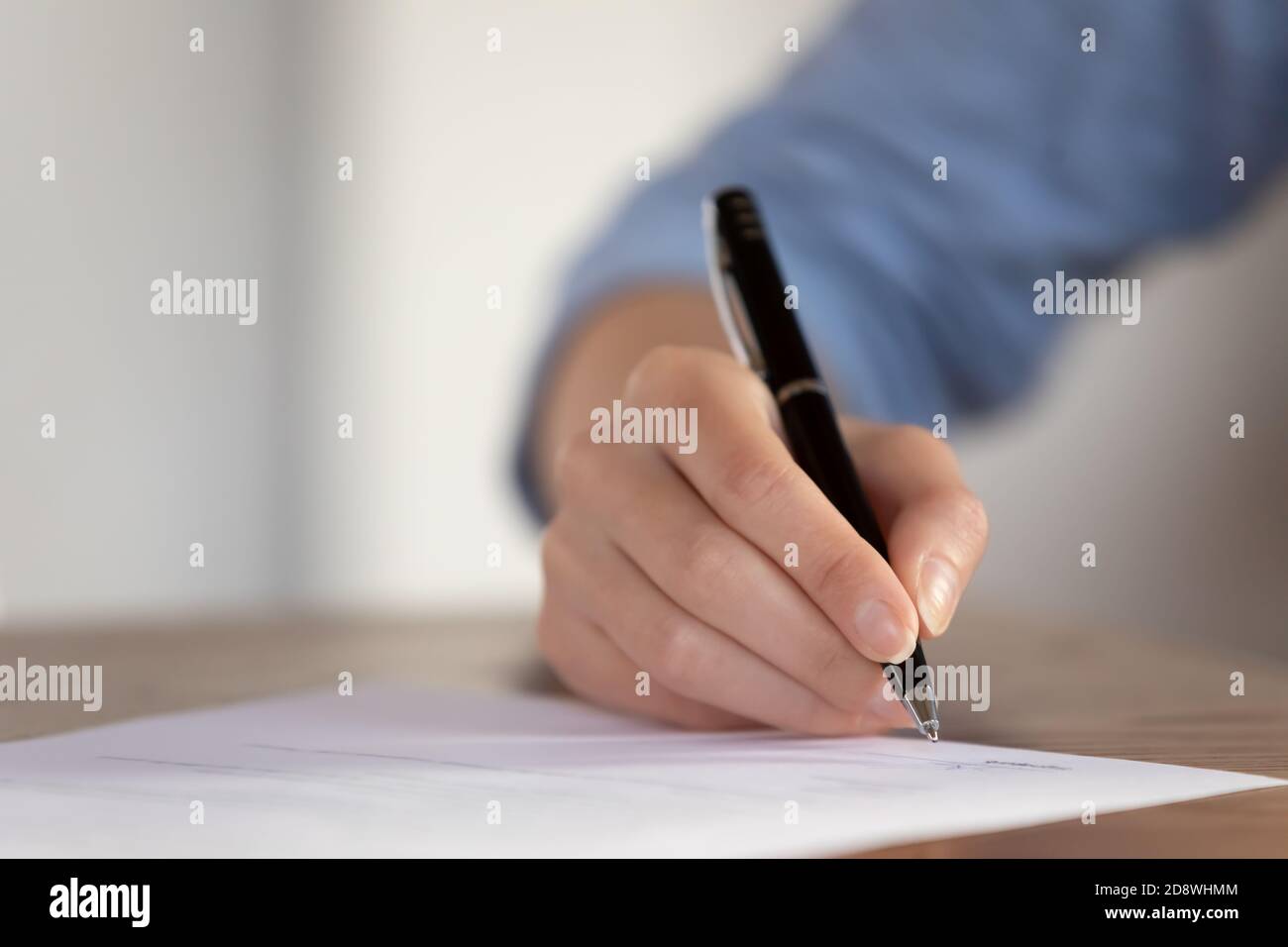 Ready to sign hi-res stock photography and images - Alamy