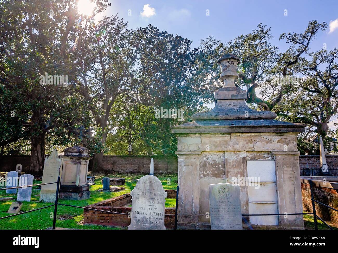 Mobile alabama cemetery hi-res stock photography and images - Alamy