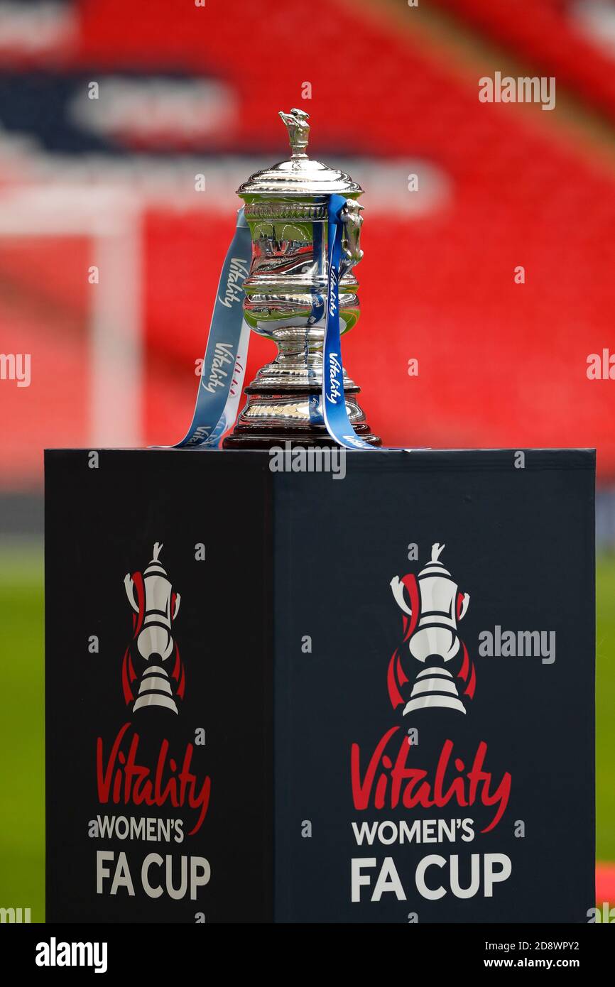 Fa cup trophy 2020 hi-res stock photography and images - Alamy
