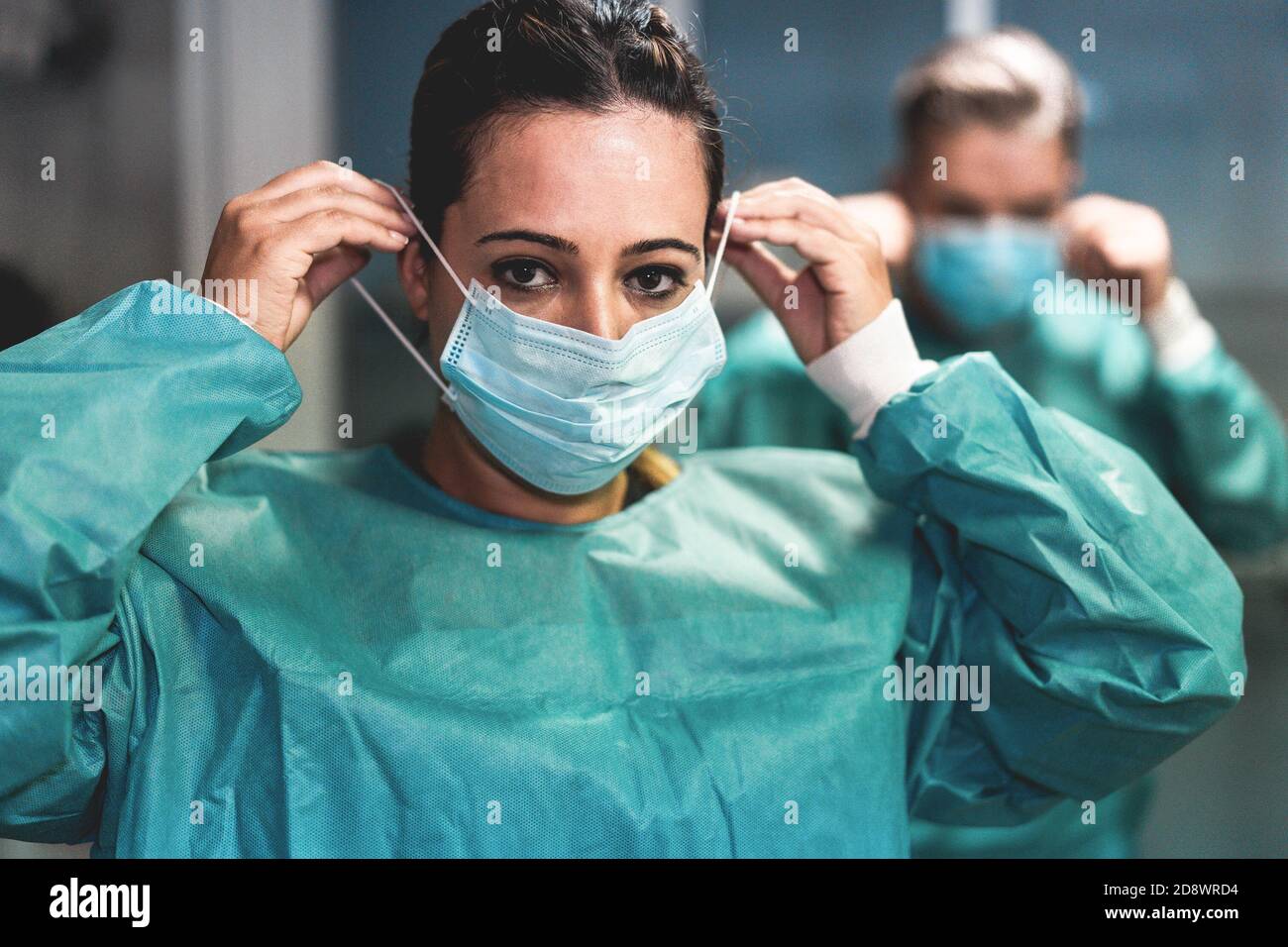 Woman getting dressed for work hi-res stock photography and images - Alamy