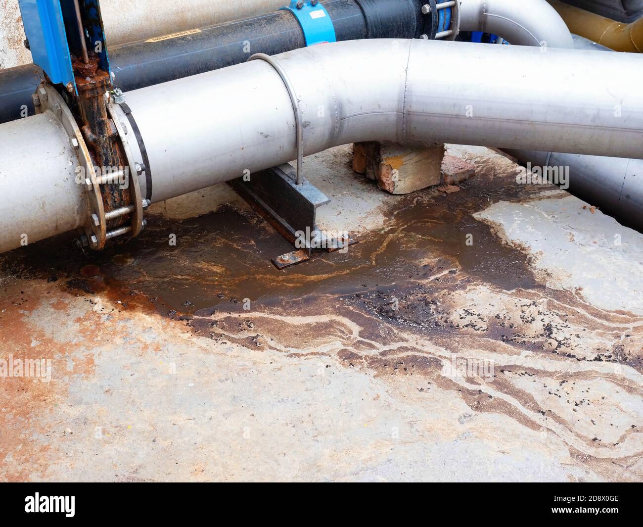 Leak from sewage water pipe. Thick bio waste leak from broken chrome ...