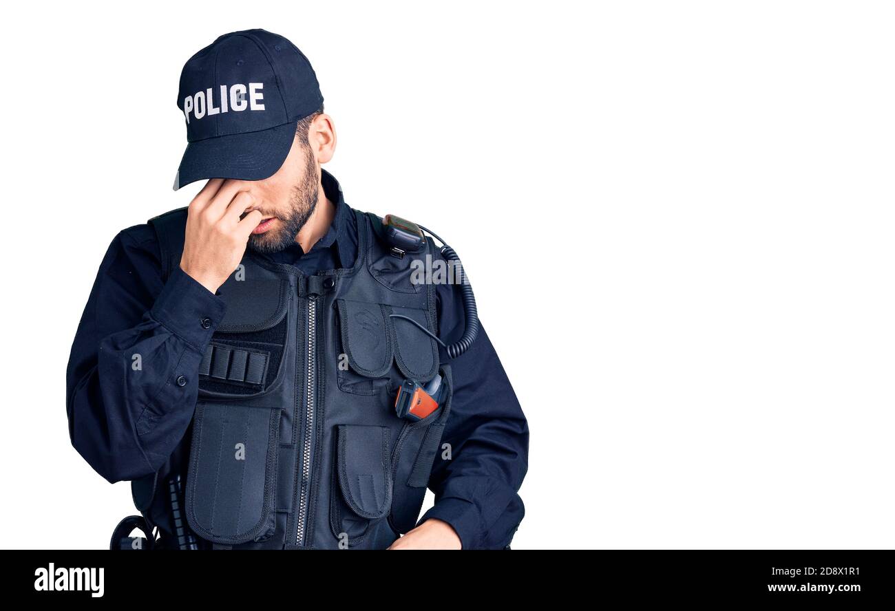 Bored policeman hi-res stock photography and images - Alamy
