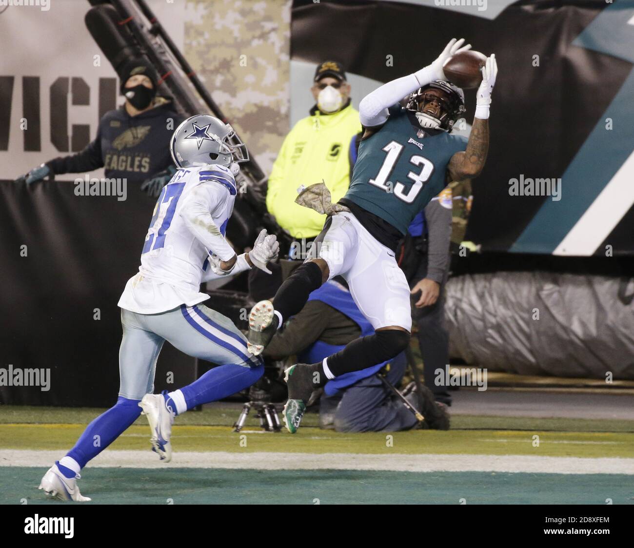 Travis fulgham eagles hi-res stock photography and images - Alamy