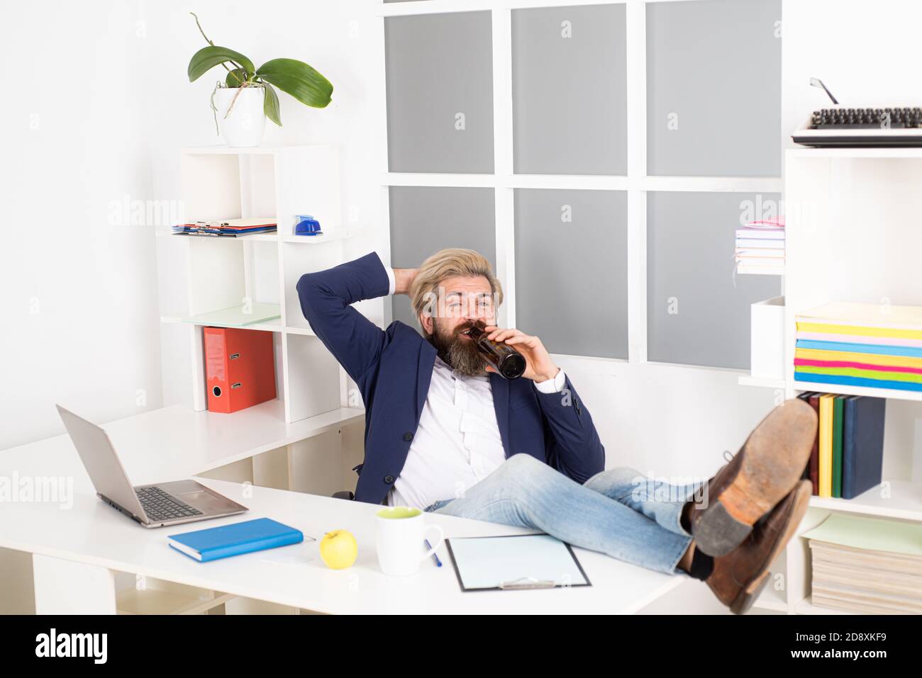 Drinking problems hi-res stock photography and images - Alamy