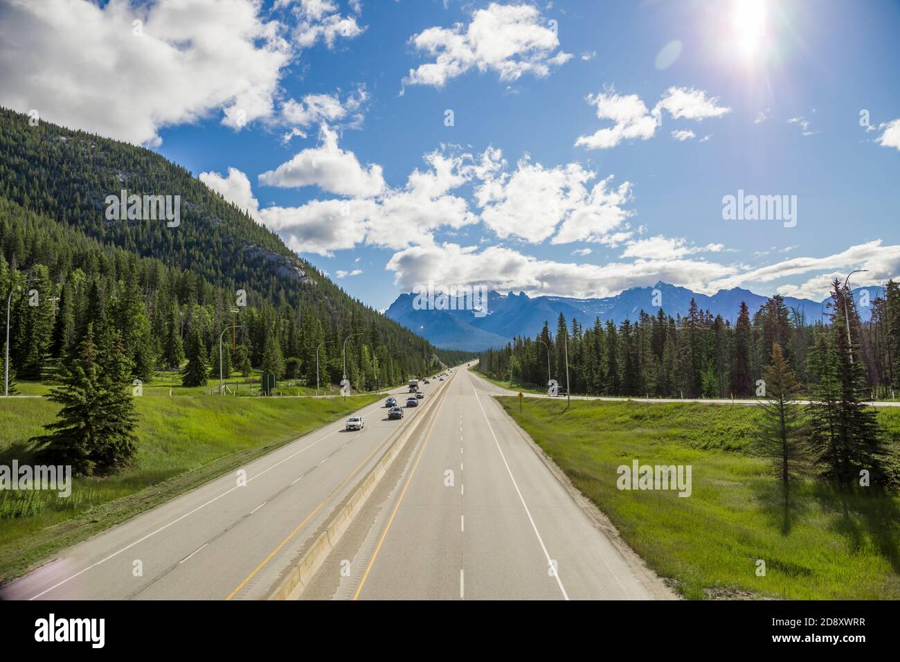 Mountain highway road. Summer time Stock Photo - Alamy