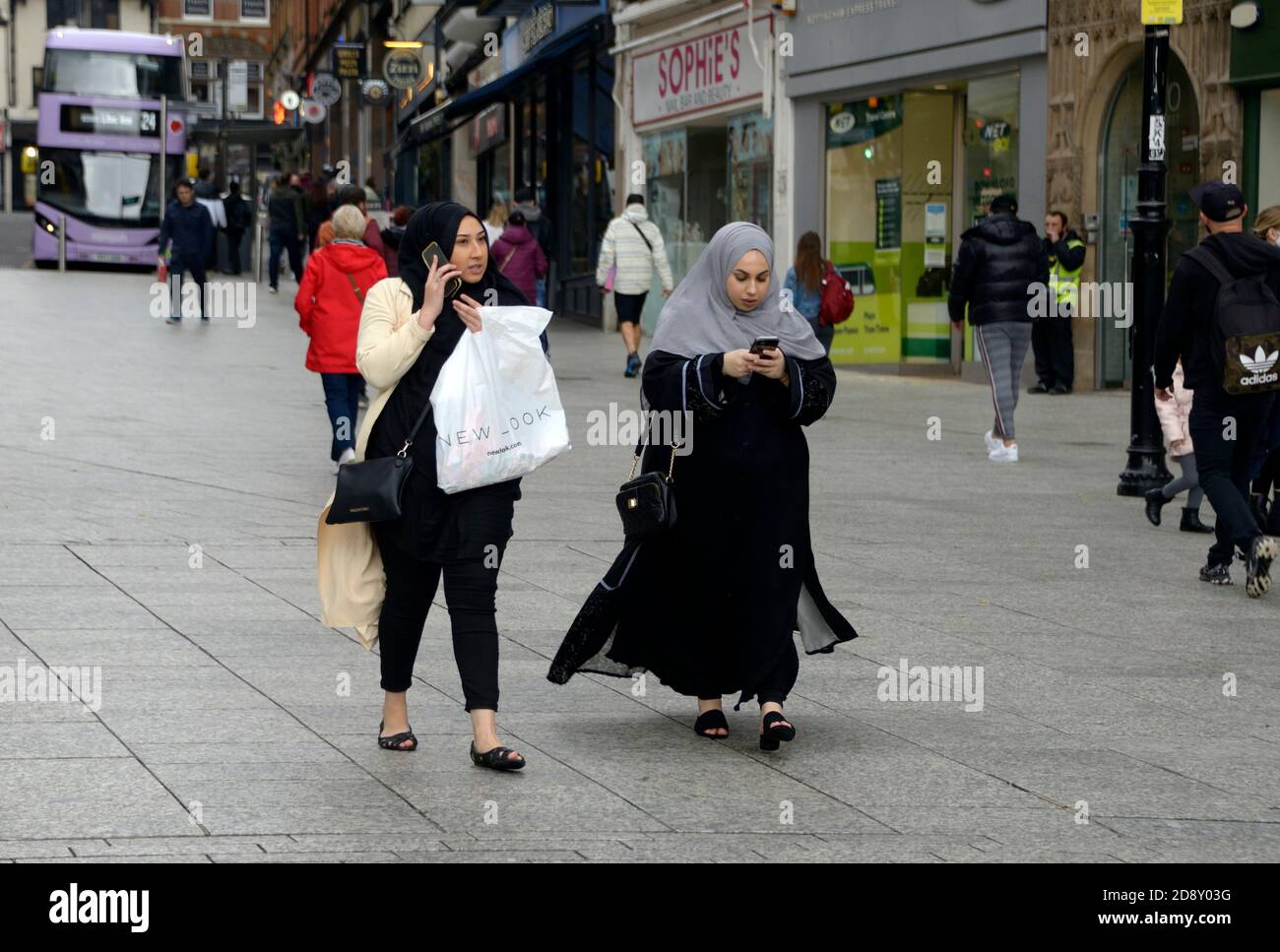 Muslim burka hi-res stock photography and images - Alamy