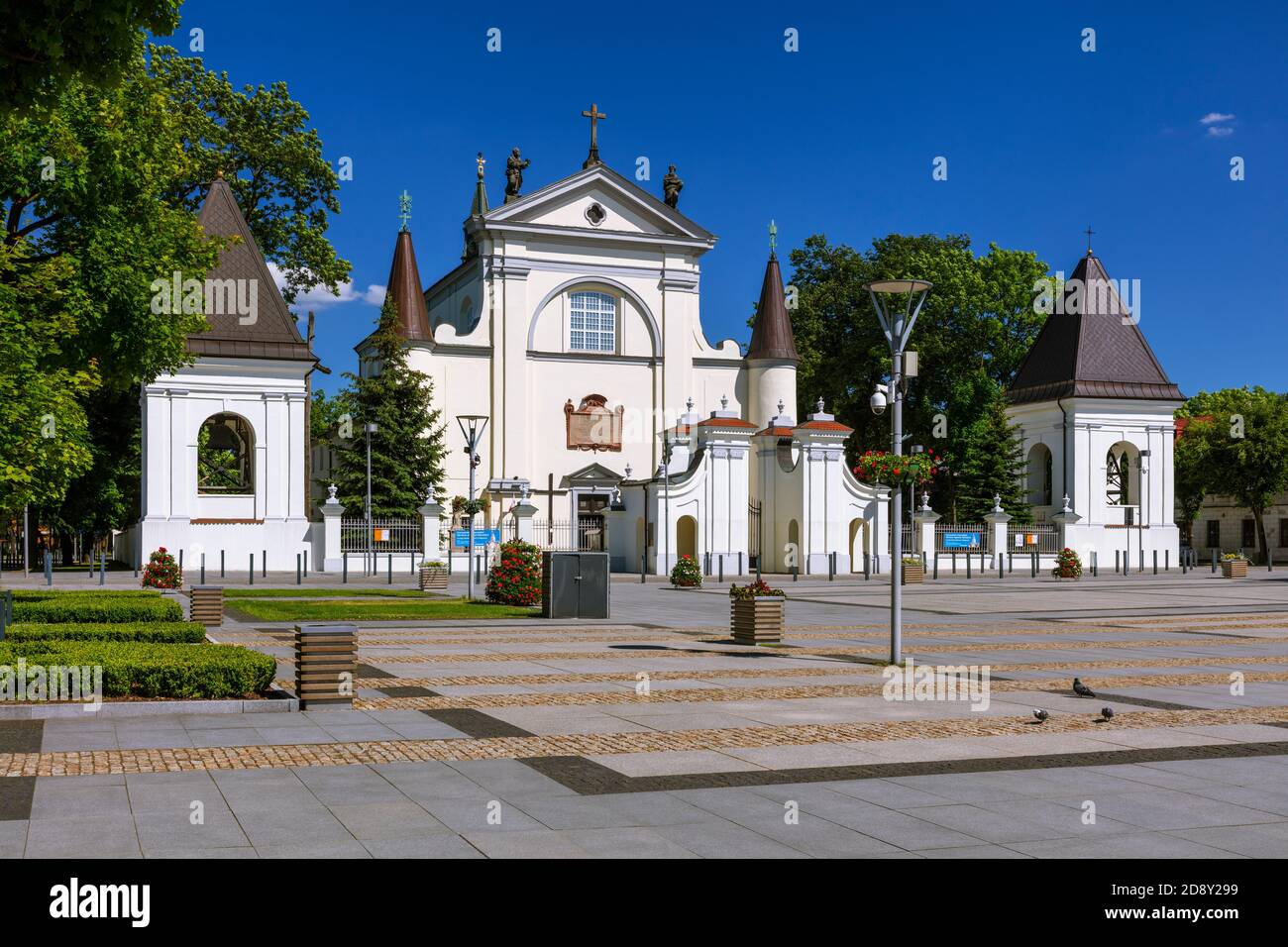 Polish baroque church hi-res stock photography and images - Alamy