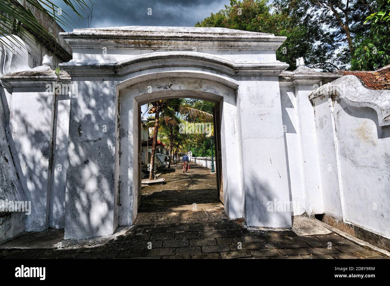 East side consists of; Pakubuwono I, Amangkurat Jawi and Pakubuwono III ...