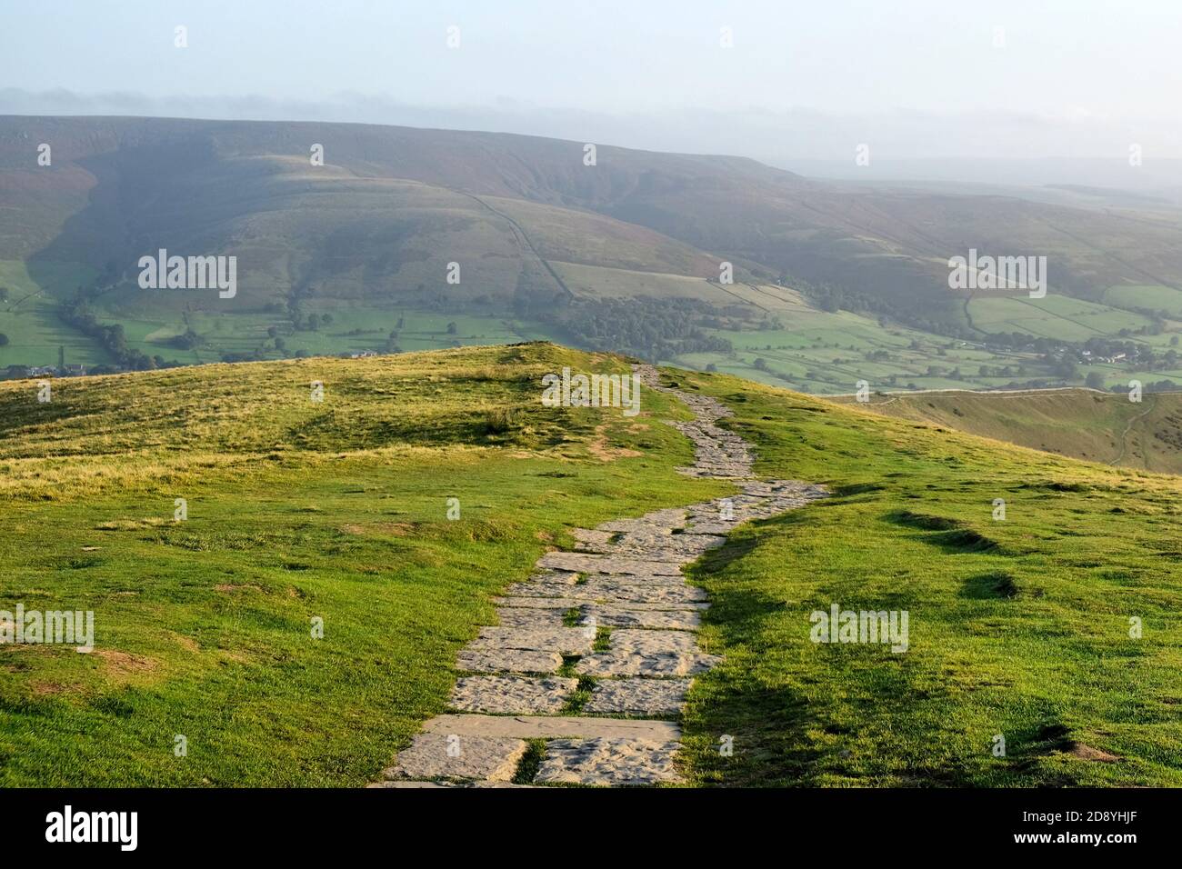 The Great Ridge in the Hope Valley, Peak District, Derbyshire Stock ...