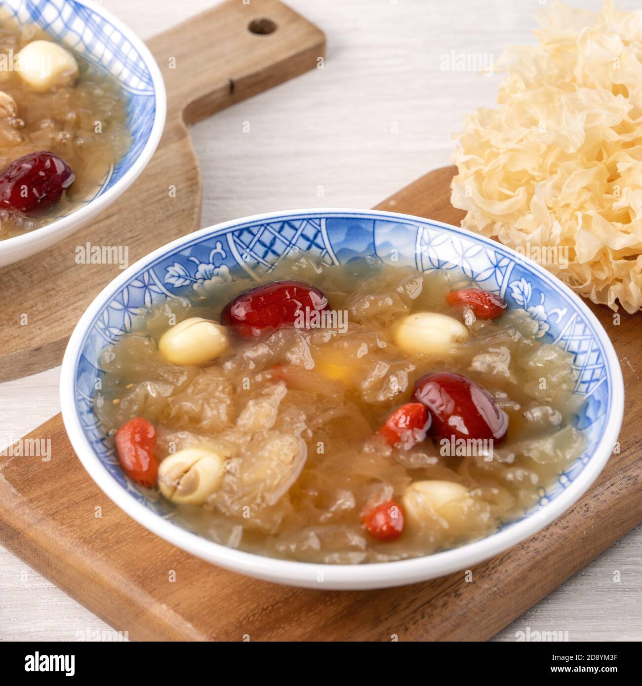 Silver ear soup hi-res stock photography and images - Alamy