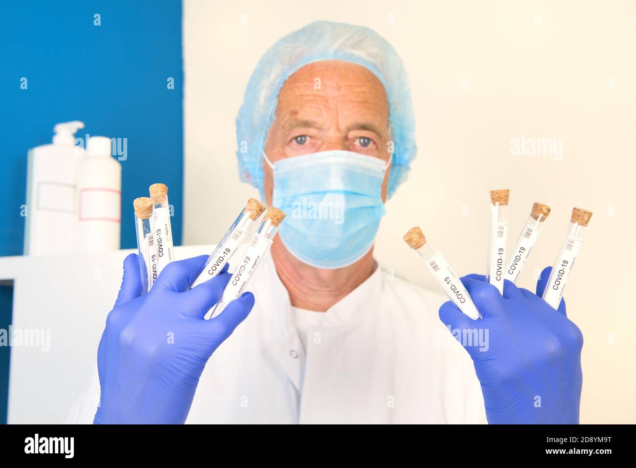 Test sets hi-res stock photography and images - Alamy