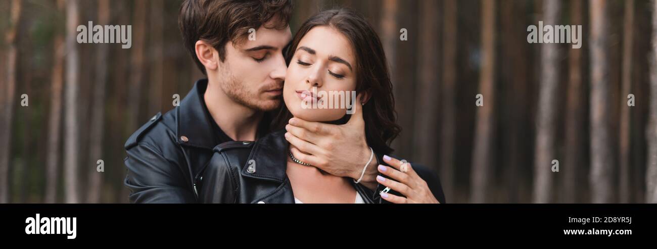 Panoramic shot beautiful couple hi-res stock photography and images - Alamy