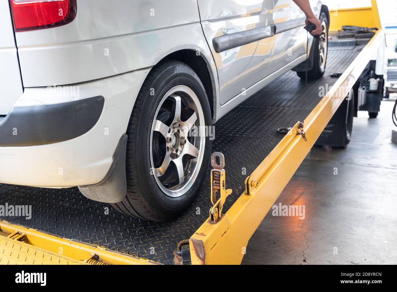 Cable car platform hi-res stock photography and images - Alamy