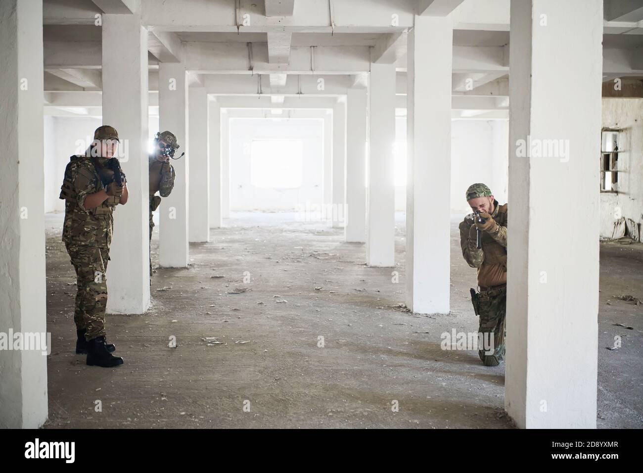 military troops in action urban environment Stock Photo - Alamy
