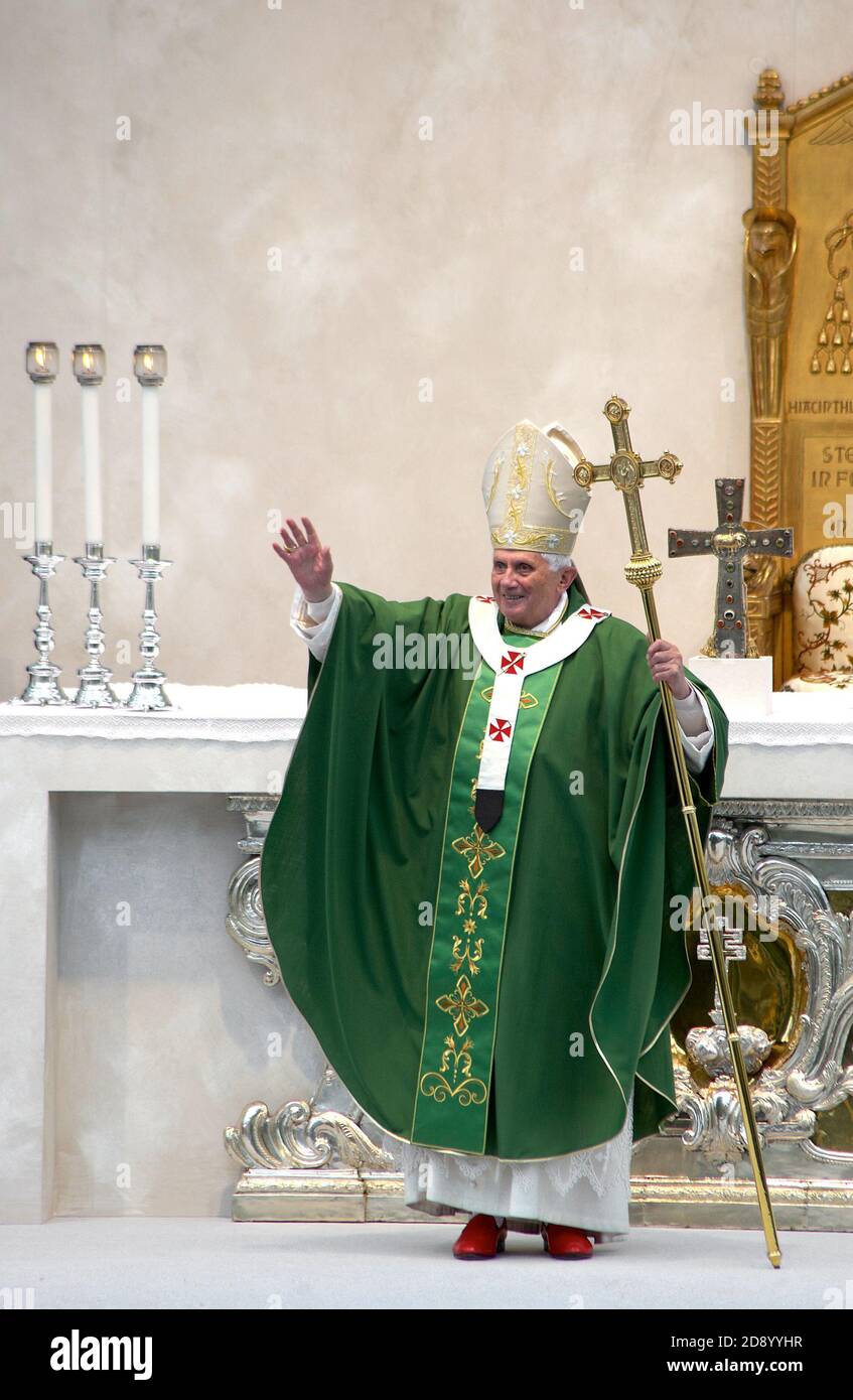 Brescia,Italy,November 8,,Pope Benedict XVI° greets and blesses the ...