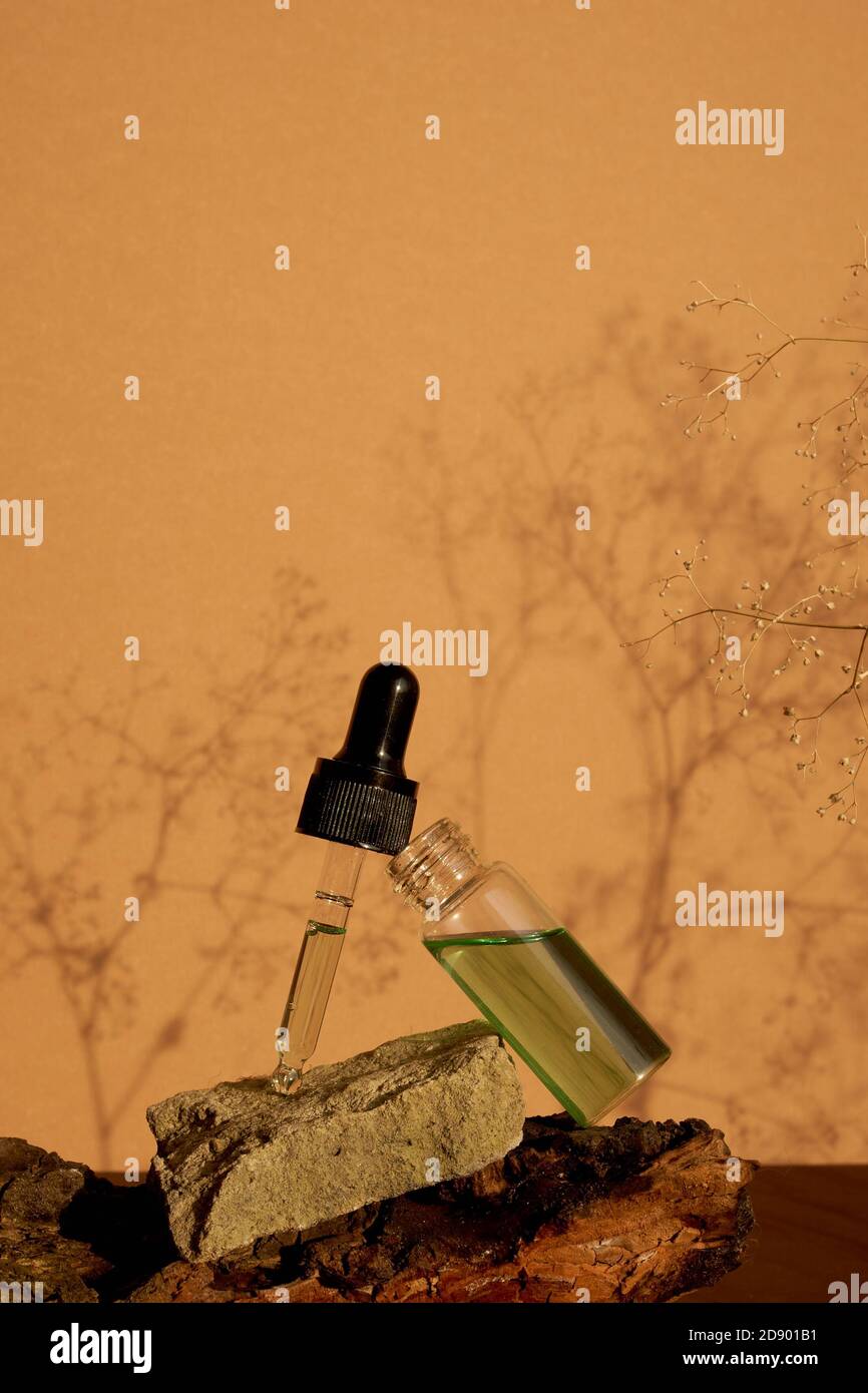 Retinol bottle hi-res stock photography and images - Alamy