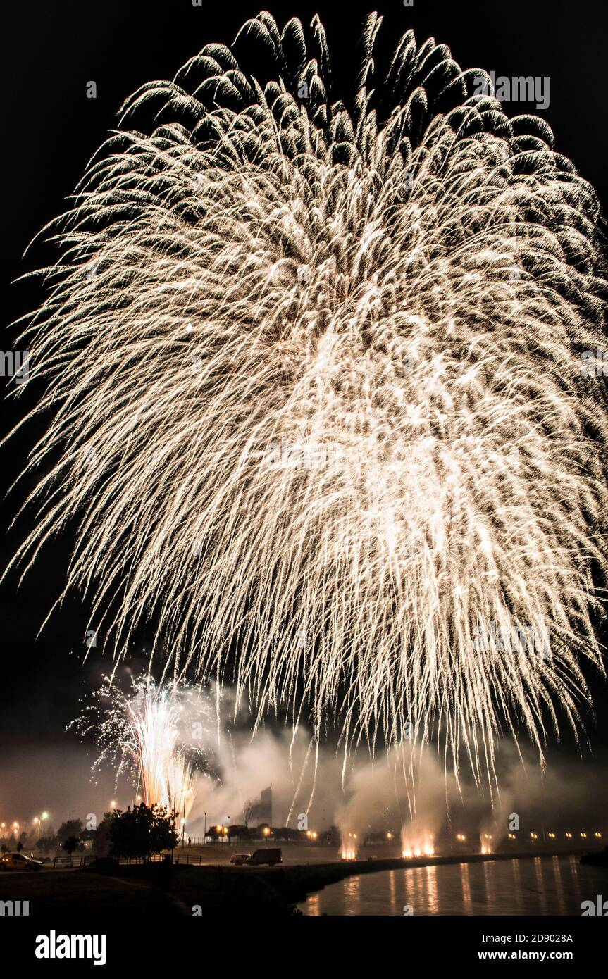 Long exposure firework hi-res stock photography and images - Alamy