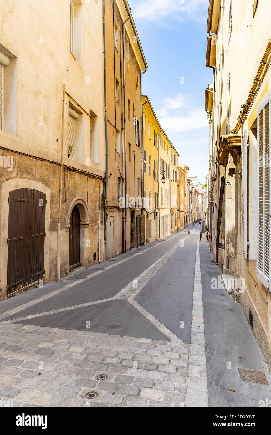 Medieval building history hi-res stock photography and images - Alamy