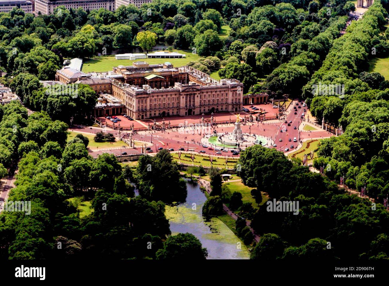 Buckingham Palace Aerial High Resolution Stock Photography and Images - Alamy