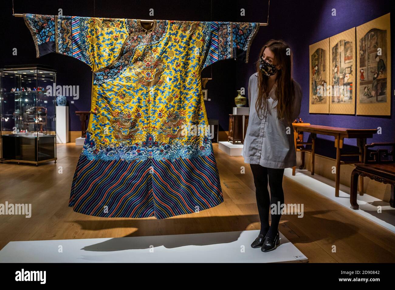 Outline Of An Imperial Robe