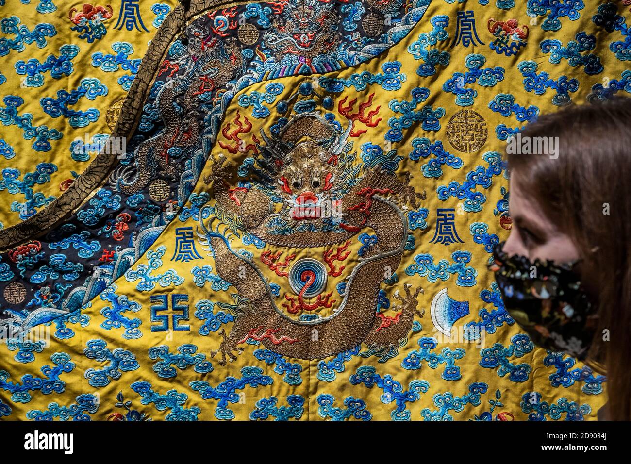 London, UK. 02nd Nov, 2020. A rare Imperial embroidered yellow-ground ...