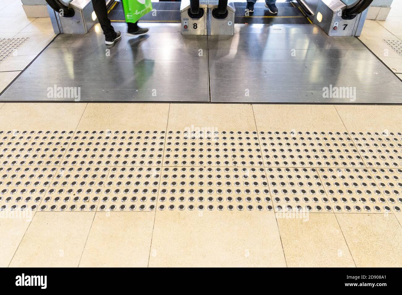 Tactile guide hi-res stock photography and images - Alamy
