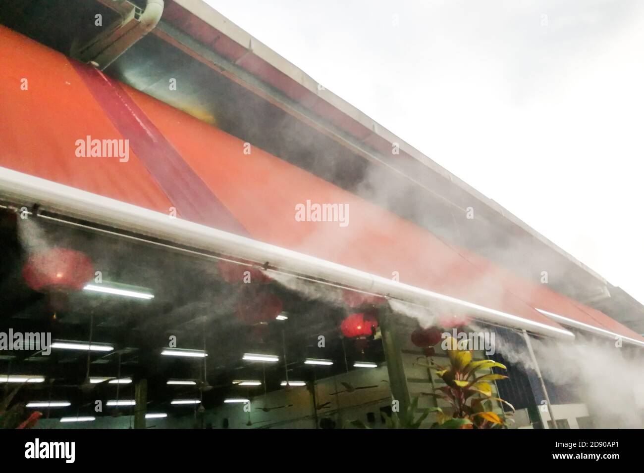 Mist cooling system hi-res stock photography and images - Alamy