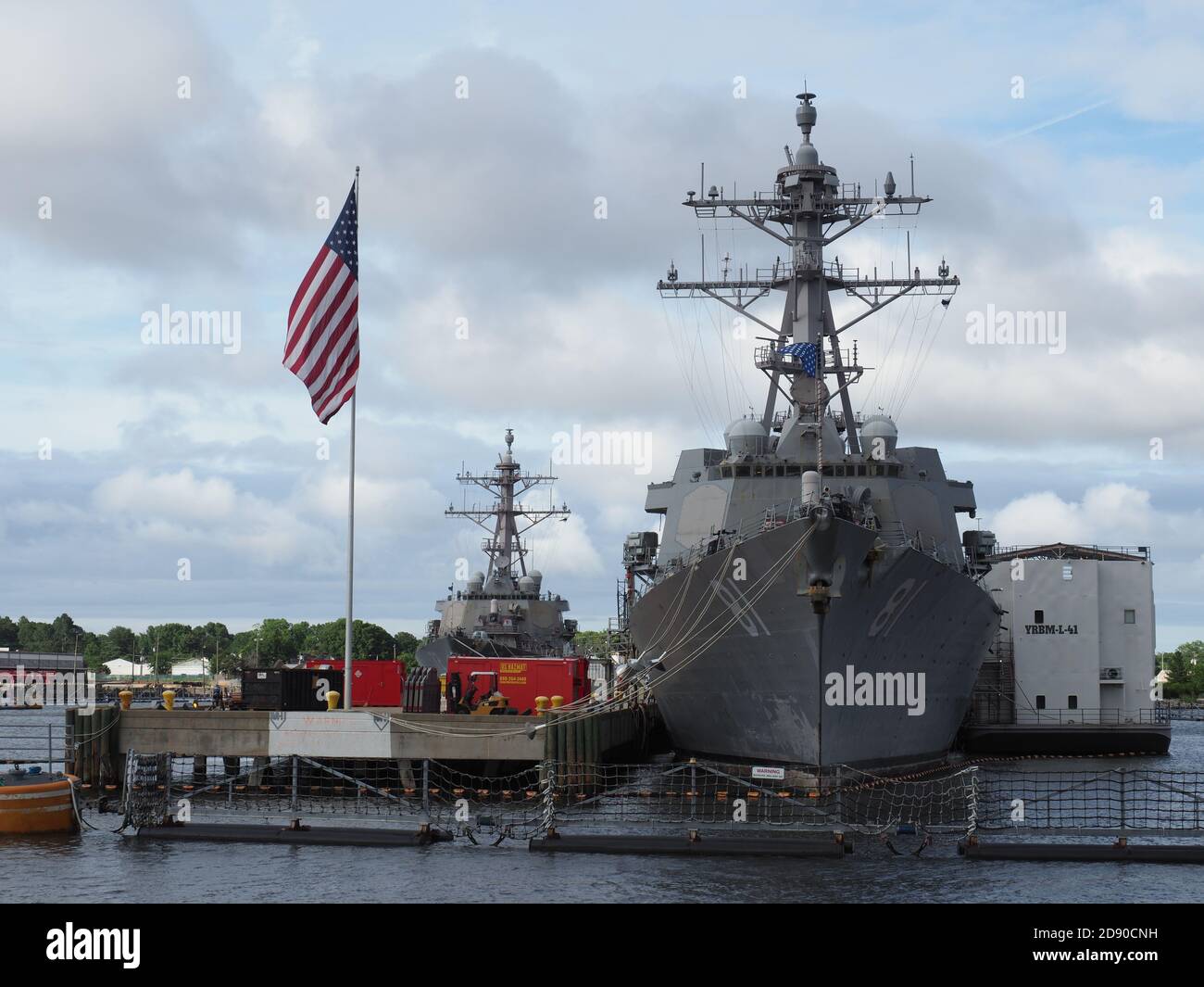 Norfolk naval base hi-res stock photography and images - Alamy