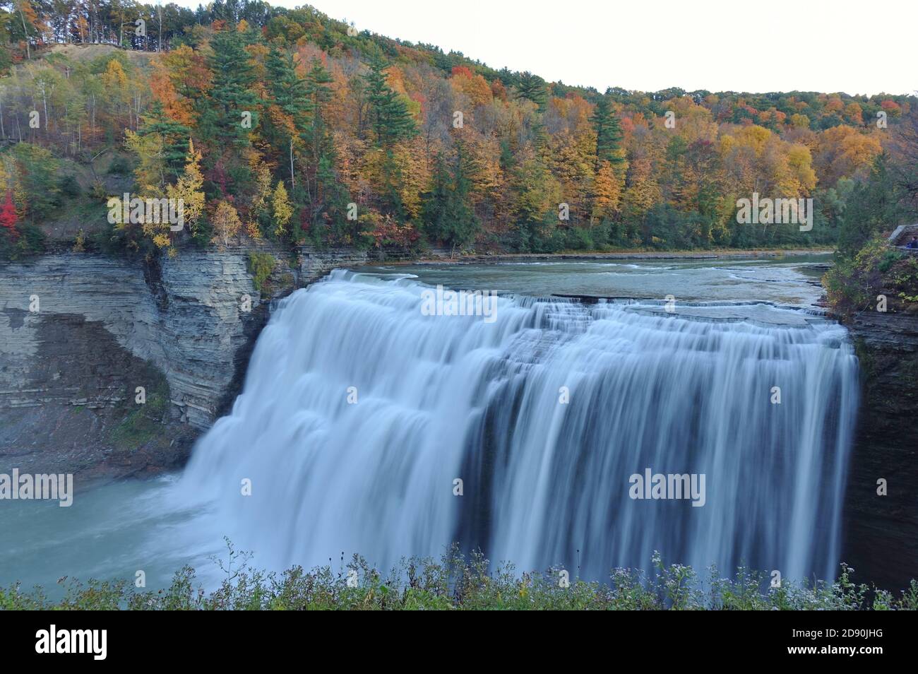 Middle falls letchworth state park hi-res stock photography and images ...