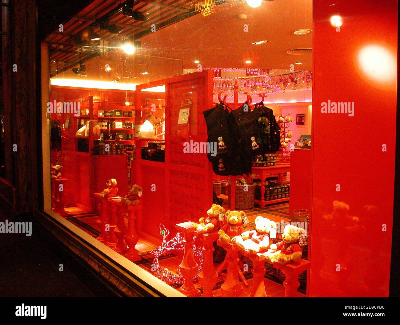 Christmas windows 2005 boulevard haussmann in paris Stock Photo - Alamy