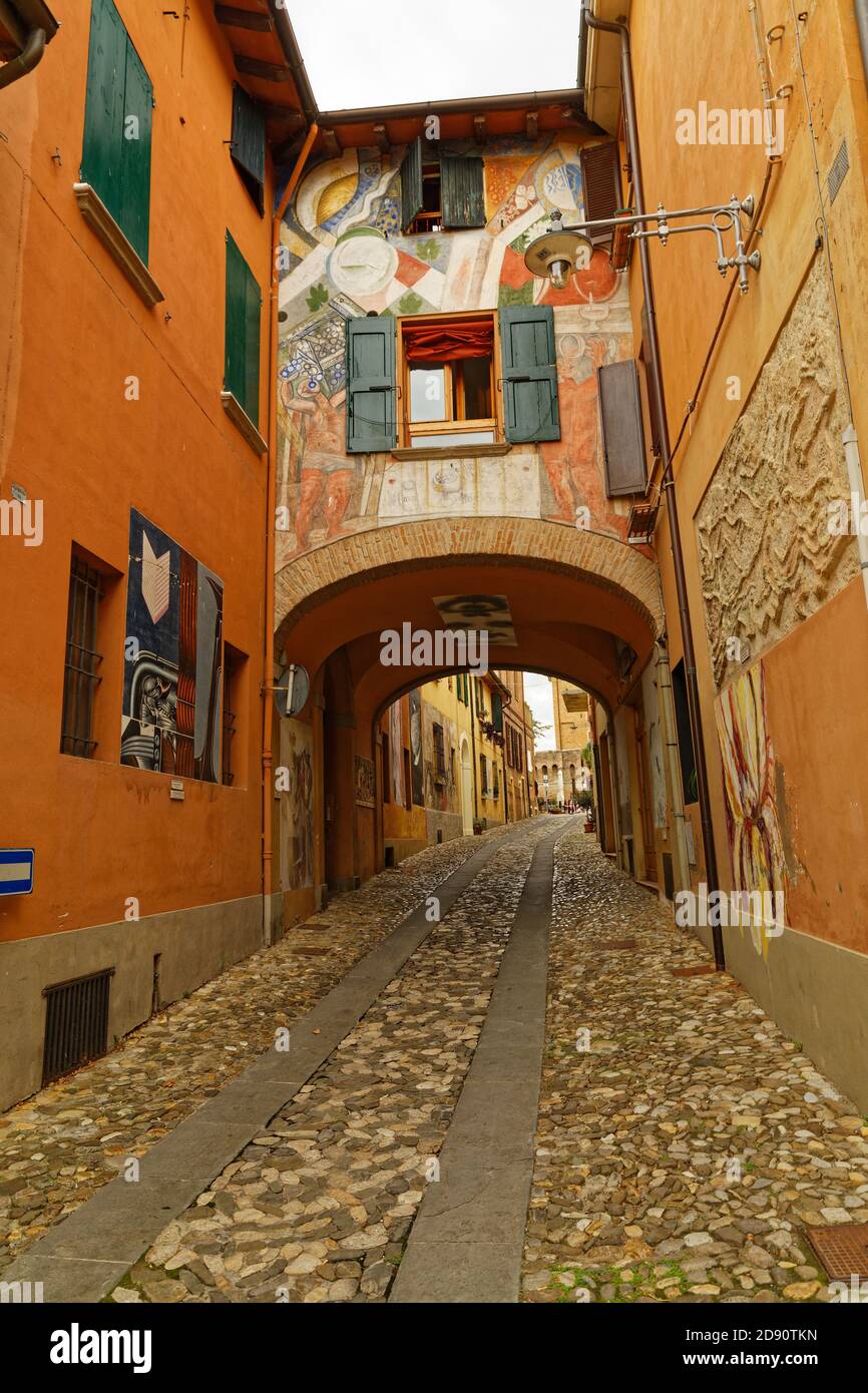 Dozza and italy and painting hi-res stock photography and images - Alamy