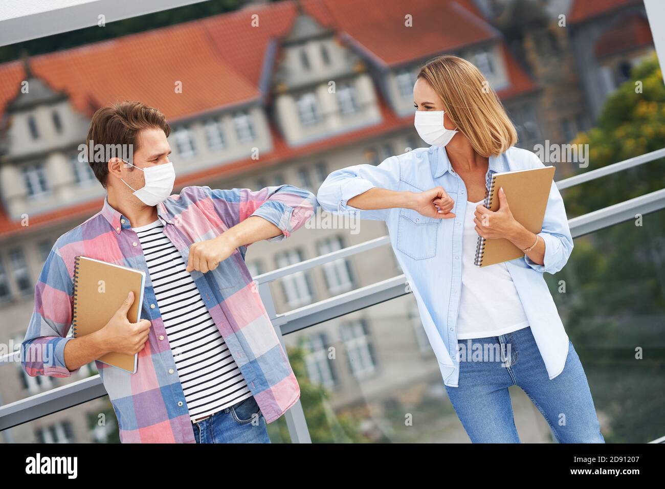 School students hi hi-res stock photography and images - Alamy