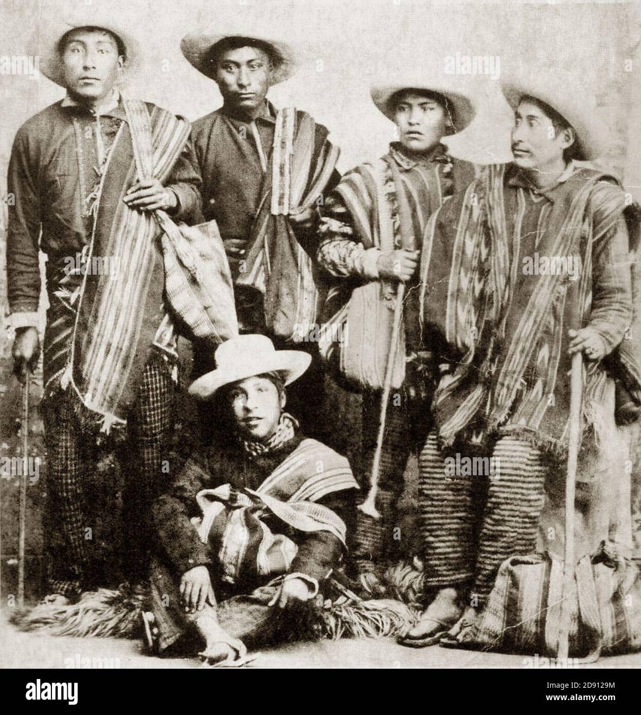 Kallawaya hi-res stock photography and images - Alamy