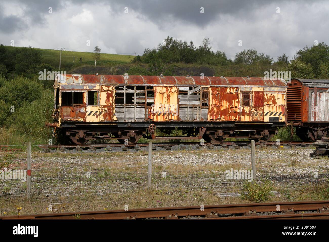 Dunaskin Railway , Ayrshire, Derelict and abandoned railway coaches and ...