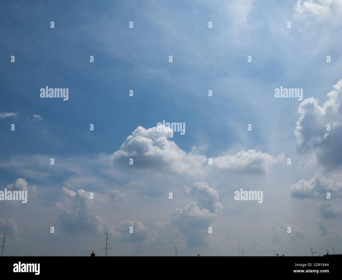 Free gliding hi-res stock photography and images - Alamy